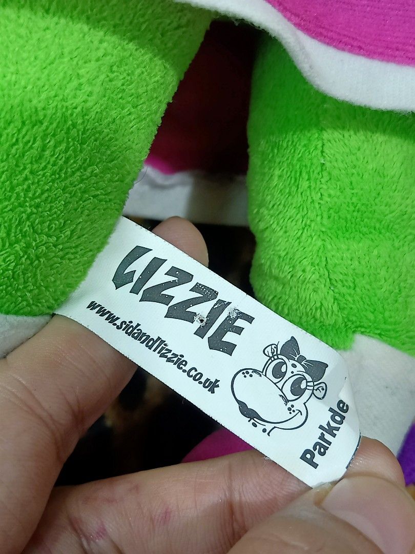 VINTAGE BIG SIZE PRETTY LIZZIE THE DINO / DRAGON PLUSH TOY, Hobbies ...