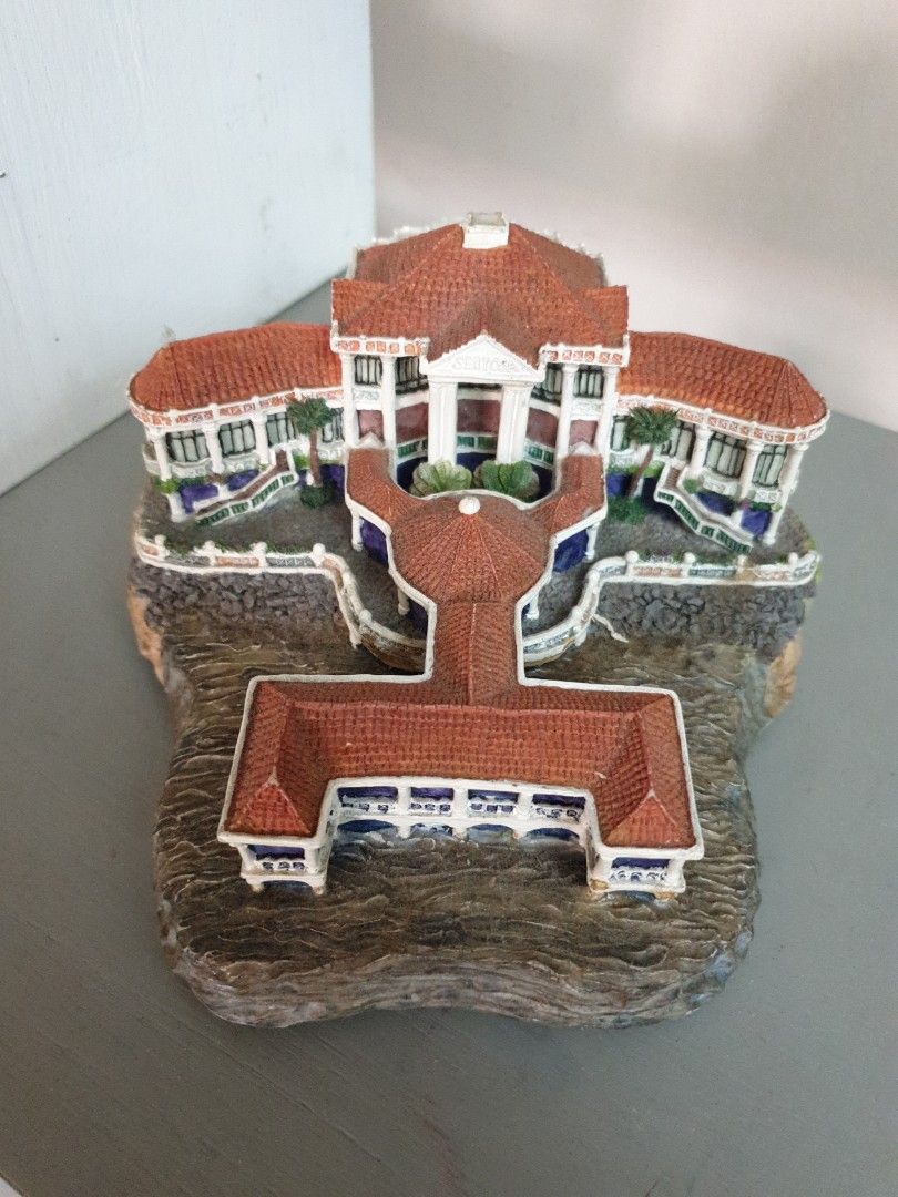 Vintage old Sentosa vistor centre, Hobbies & Toys, Memorabilia ...