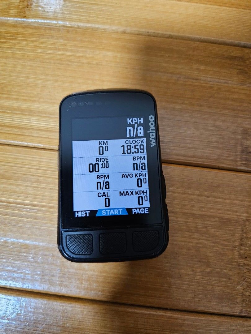 Wahoo Element Bolt, Sports Equipment, Bicycles & Parts, Parts & Accessories on Carousell