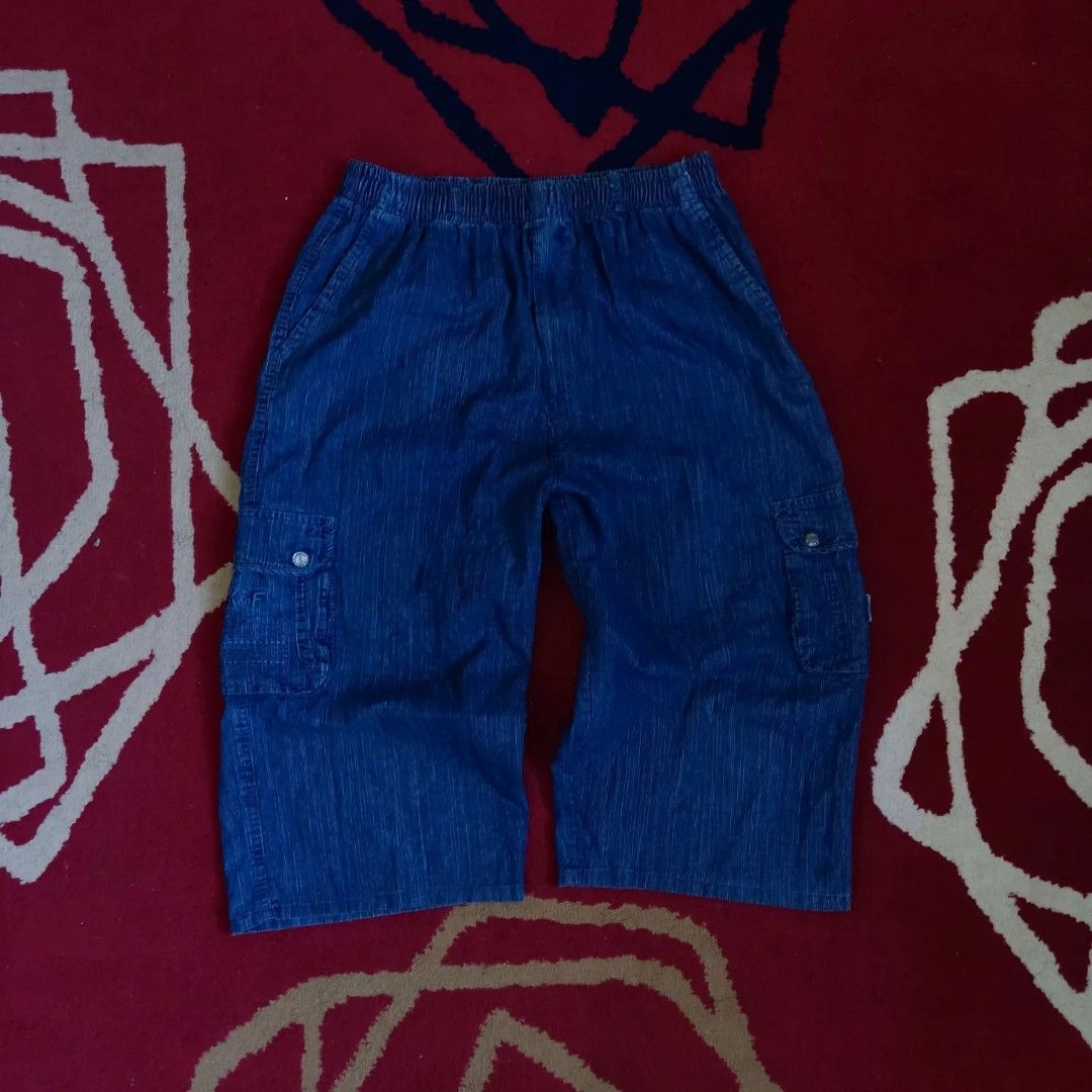 washed cargo jorts, Men's Fashion, Bottoms, Shorts on Carousell