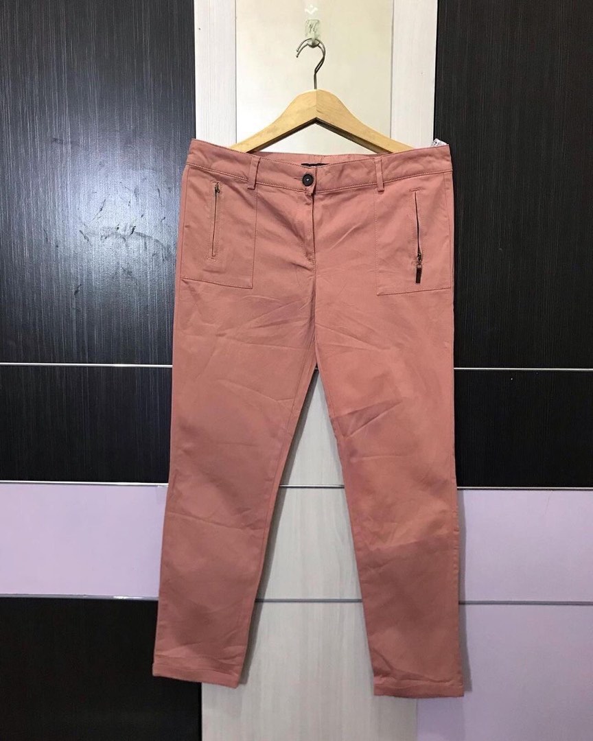 Zara, Fesyen Wanita, Pakaian Wanita, Bawahan di Carousell