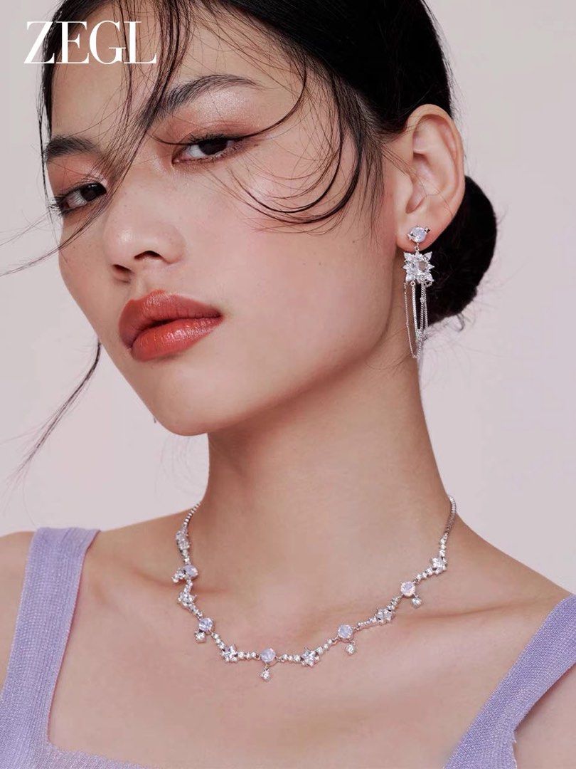 ZEGL Galaxy Series Necklace Designed by Yaoying, Women's Fashion ...