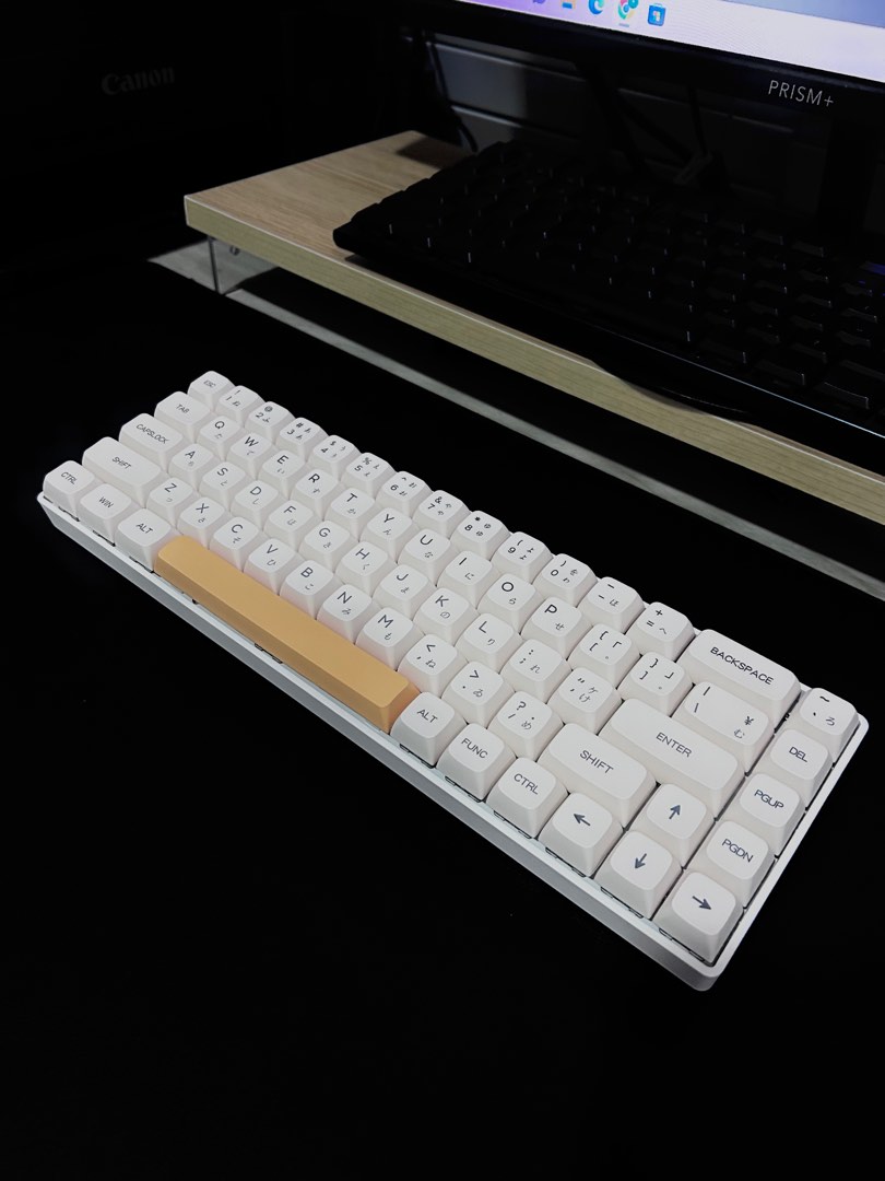 65% Custom Mechanical Keyboard (Honey and milk keycaps), Computers ...