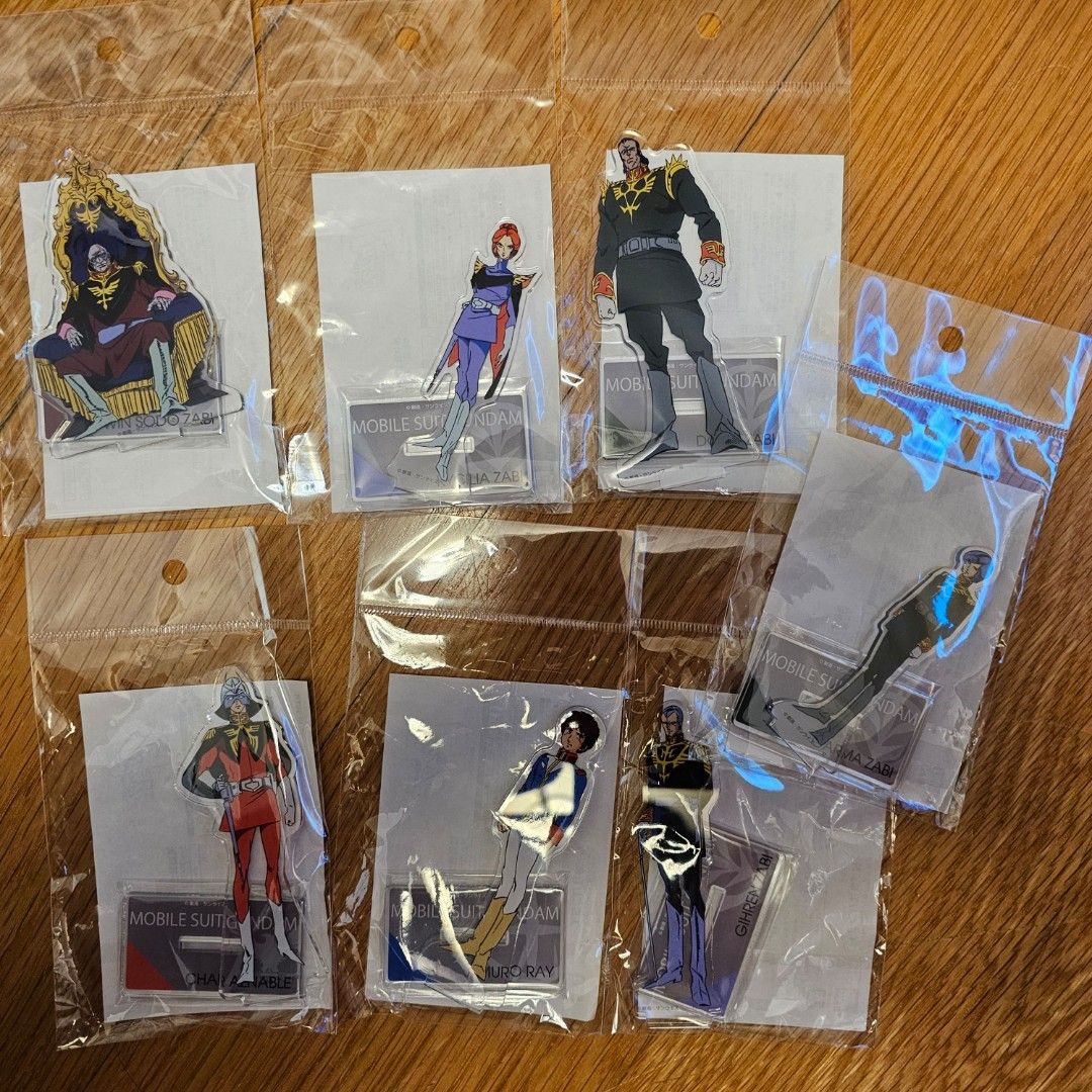 共7個 薩比家 zabi zeon 亞寶 馬莎 膠立牌 高達 機動戰士, 興趣及遊戲, 玩具 & 遊戲類 - Carousell