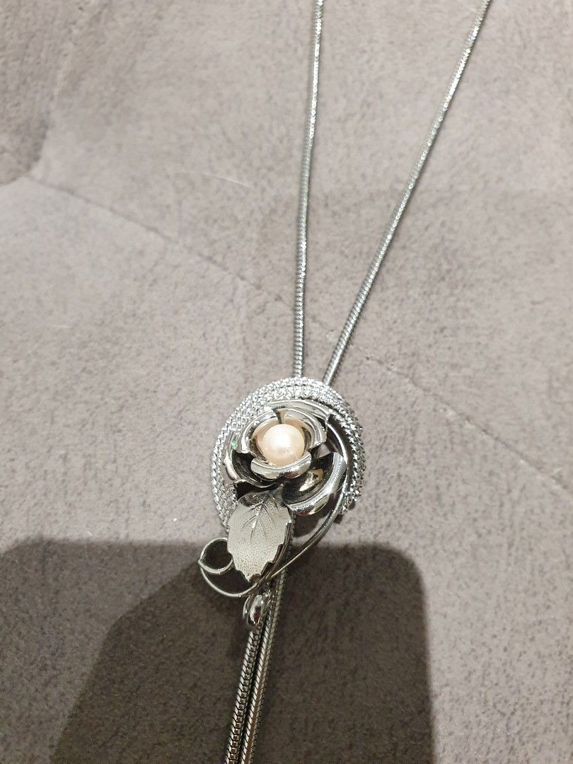 Adjustable unique silver bolo necklace, Women's Fashion, Jewelry ...