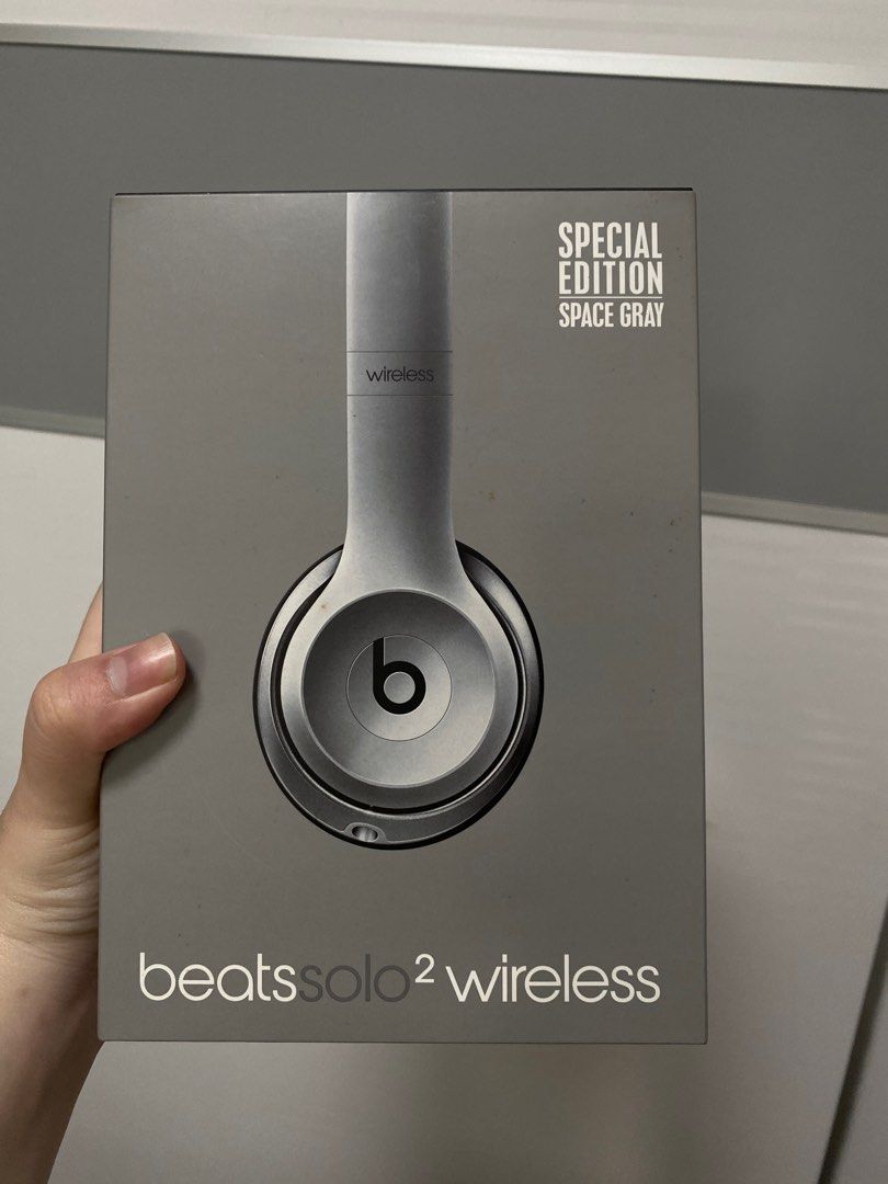 BNIB Beats Solo 2 Wireless Special Edition Space Gray, Audio ...