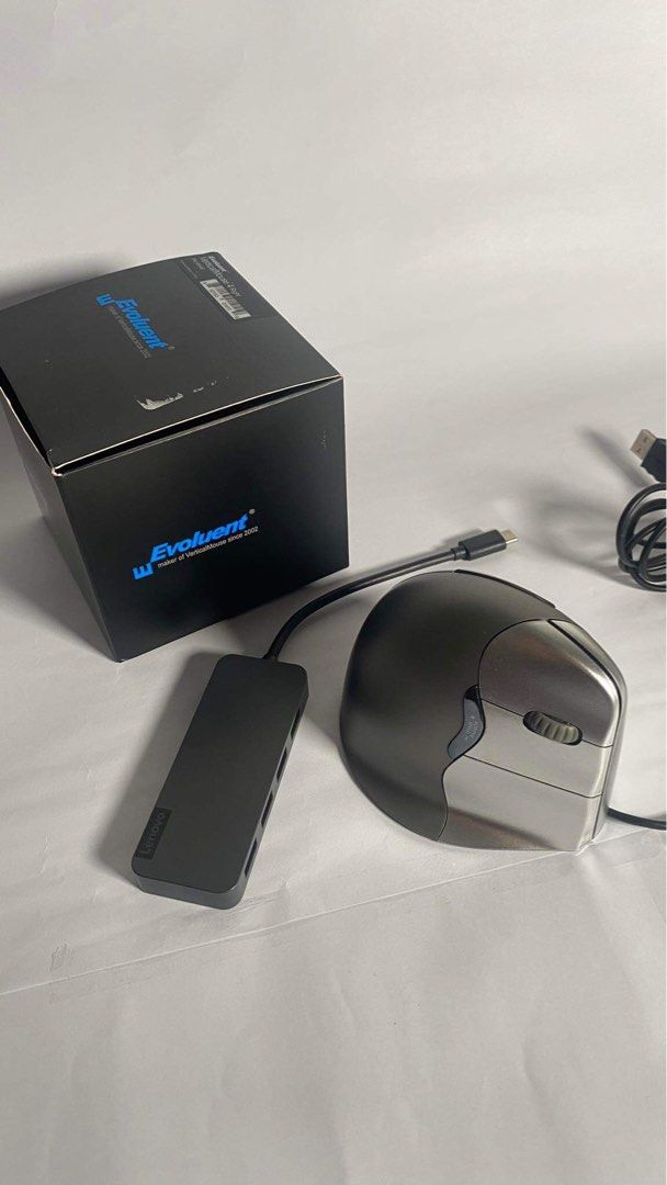 Brand New Ergonomic Mouse with Freebie, Computers & Tech, Parts ...