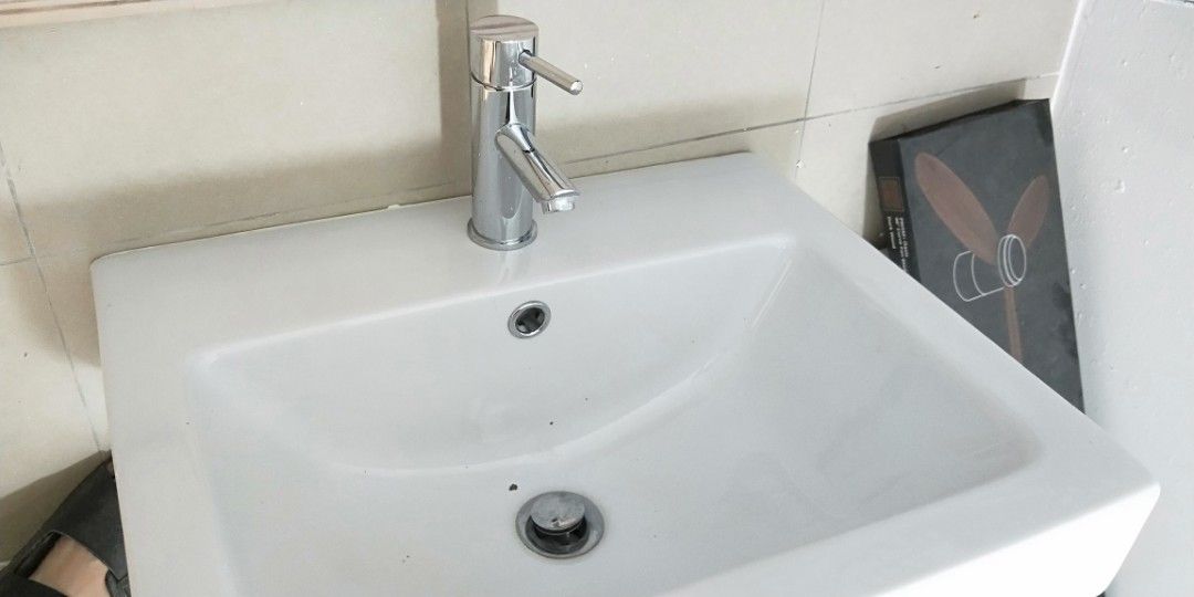 Brand New HDB BTO Bathroom Sink (comes with mixer tap), Furniture ...