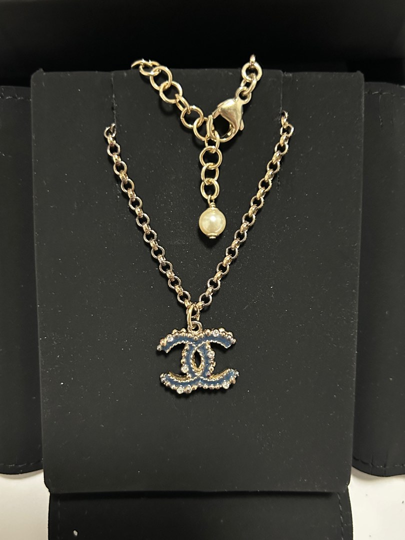 Chanel Necklace, Women's Fashion, Jewelry & Organisers, Necklaces on ...