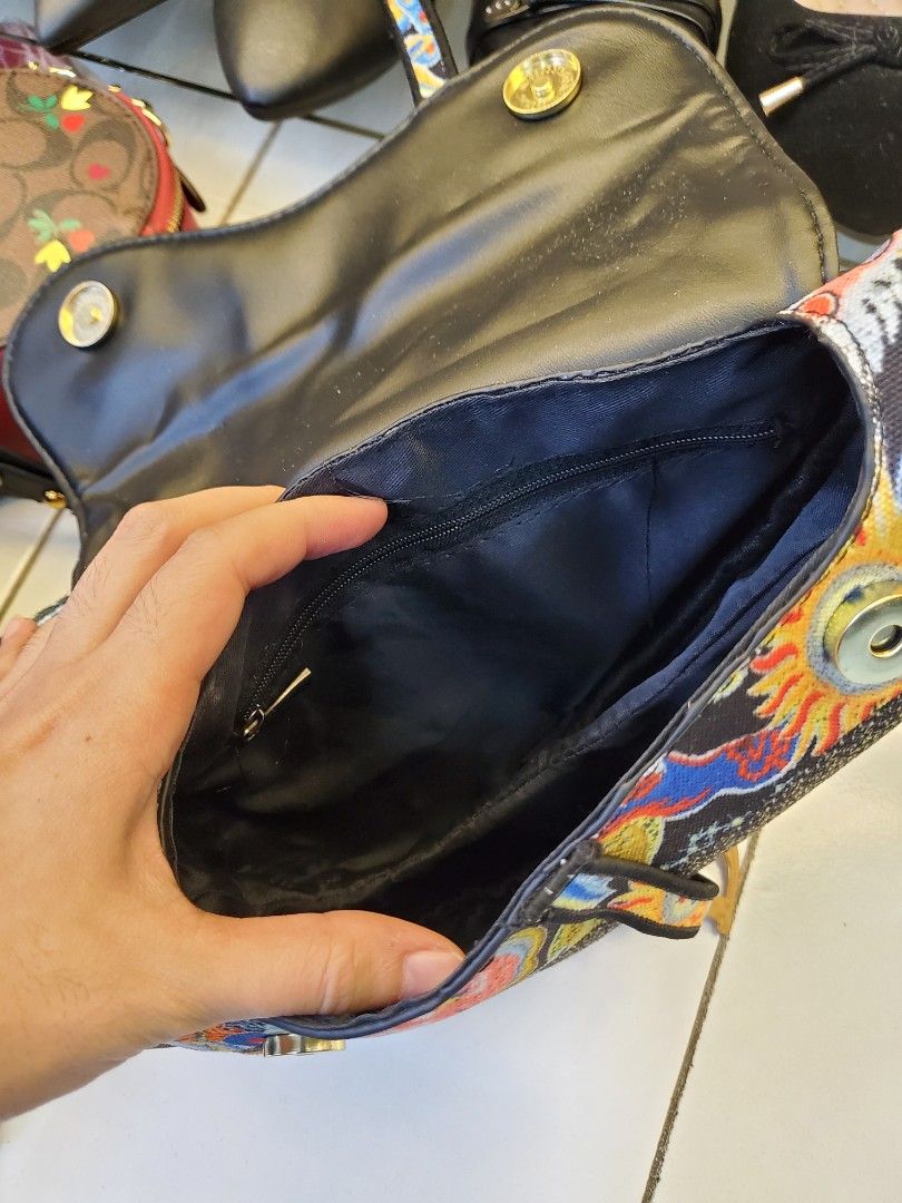 Christian Dior Top G bag, Luxury, Bags & Wallets on Carousell