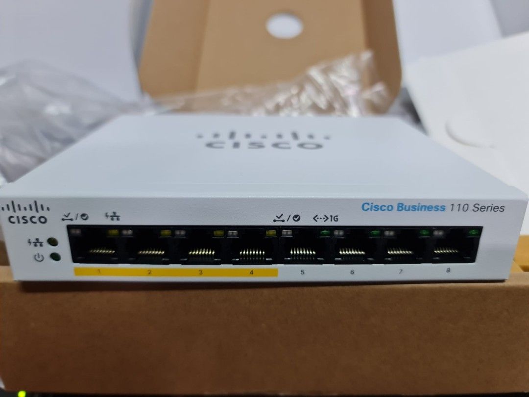 CISCO 8-port Gigabit PoE Switch, Computers & Tech, Parts & Accessories ...