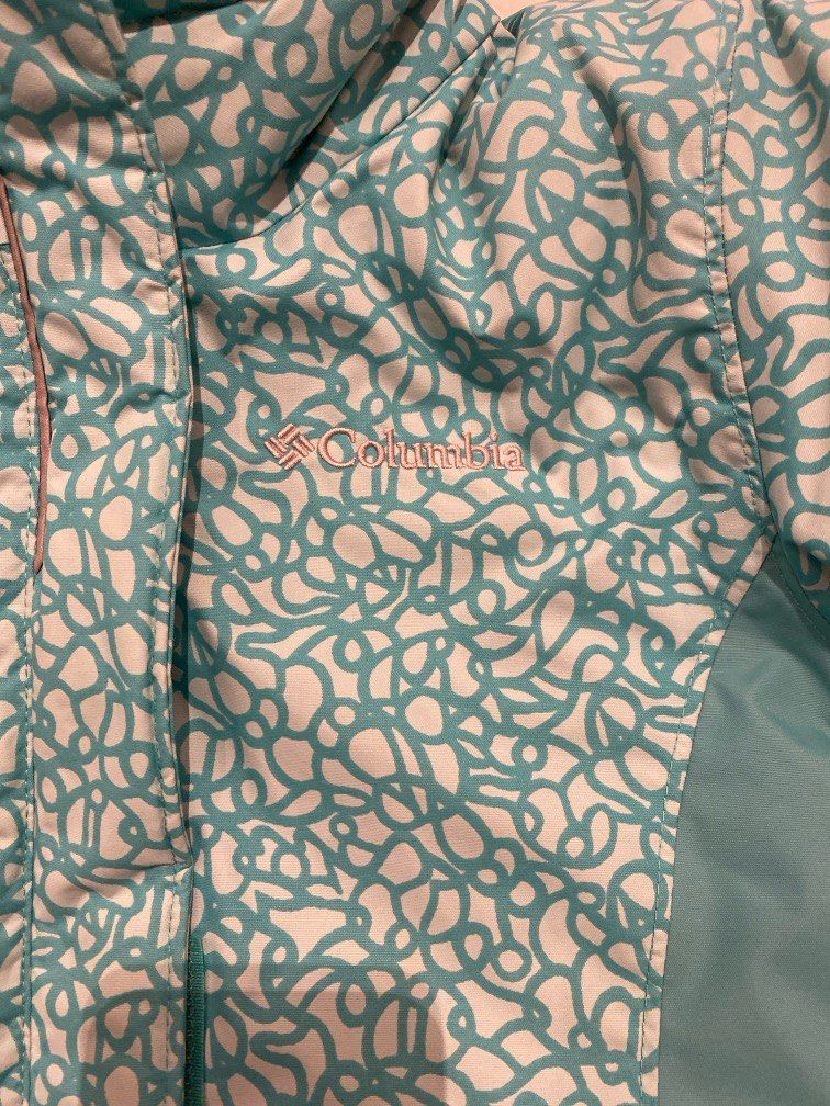 Columbia ski jacket 10-12 yo, Babies & Kids, Babies & Kids Fashion on ...