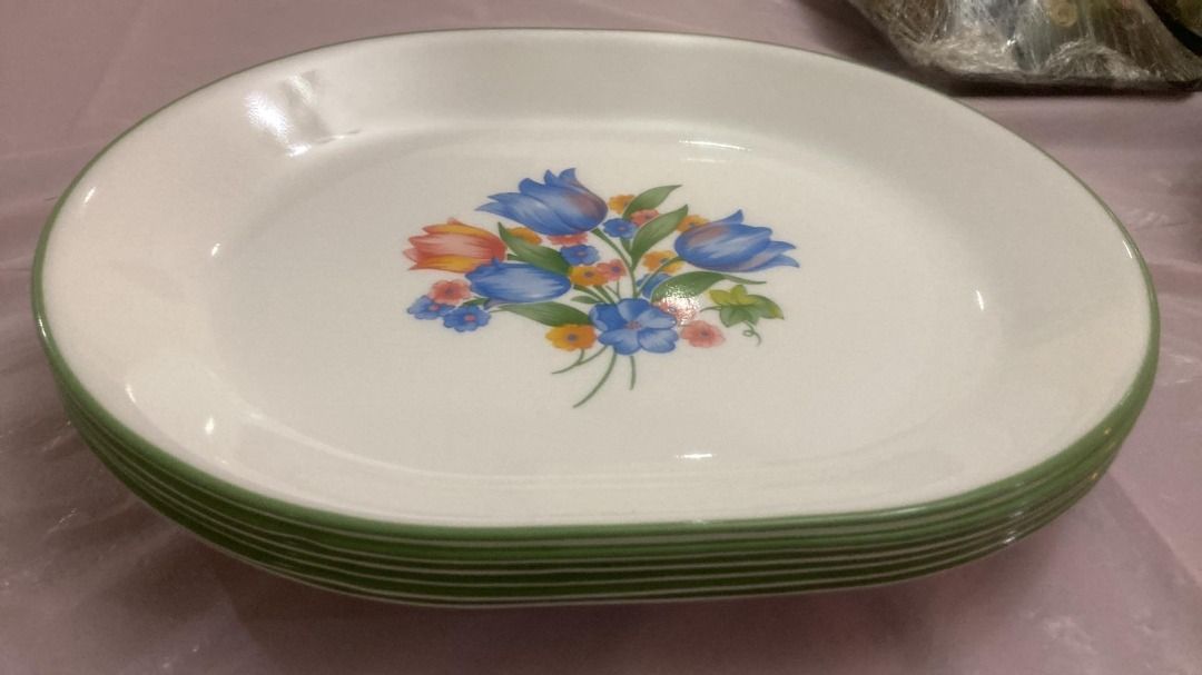 Corelle Platters in Tulip Fresh Cut Pattern, Furniture & Home Living, Kitchenware & Tableware ...