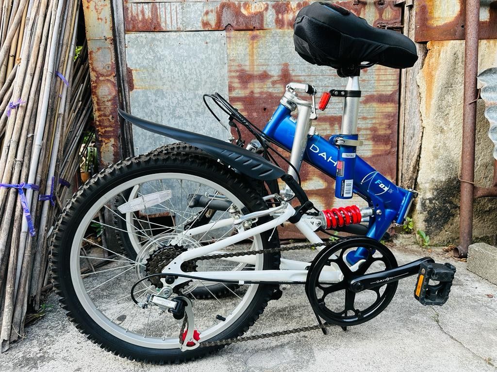 Dahon Fox D6 大行 摺疊 單車，少用，放室內 on Carousell