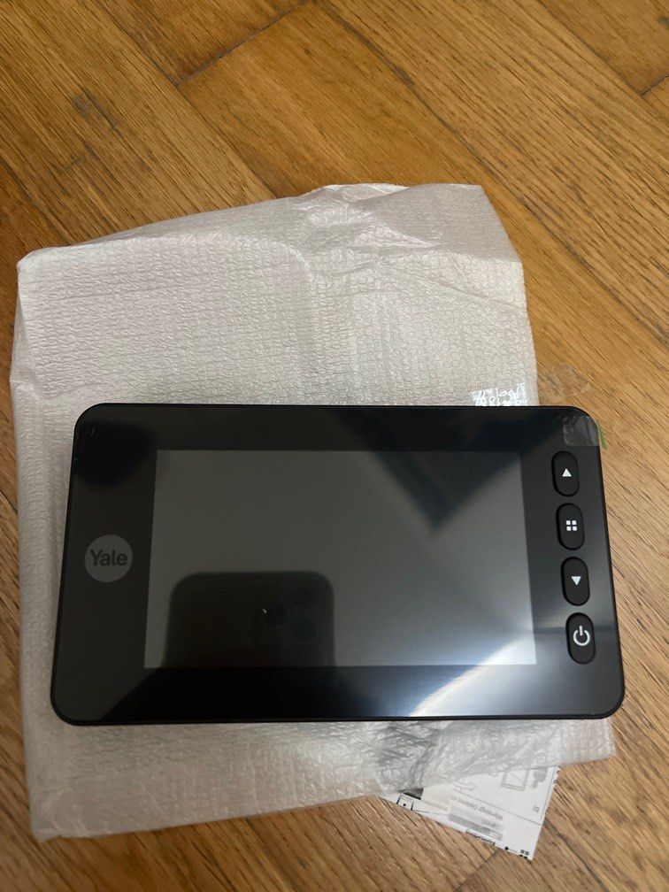 Yale Digital door viewer, Furniture & Home Living, Security & Locks ...