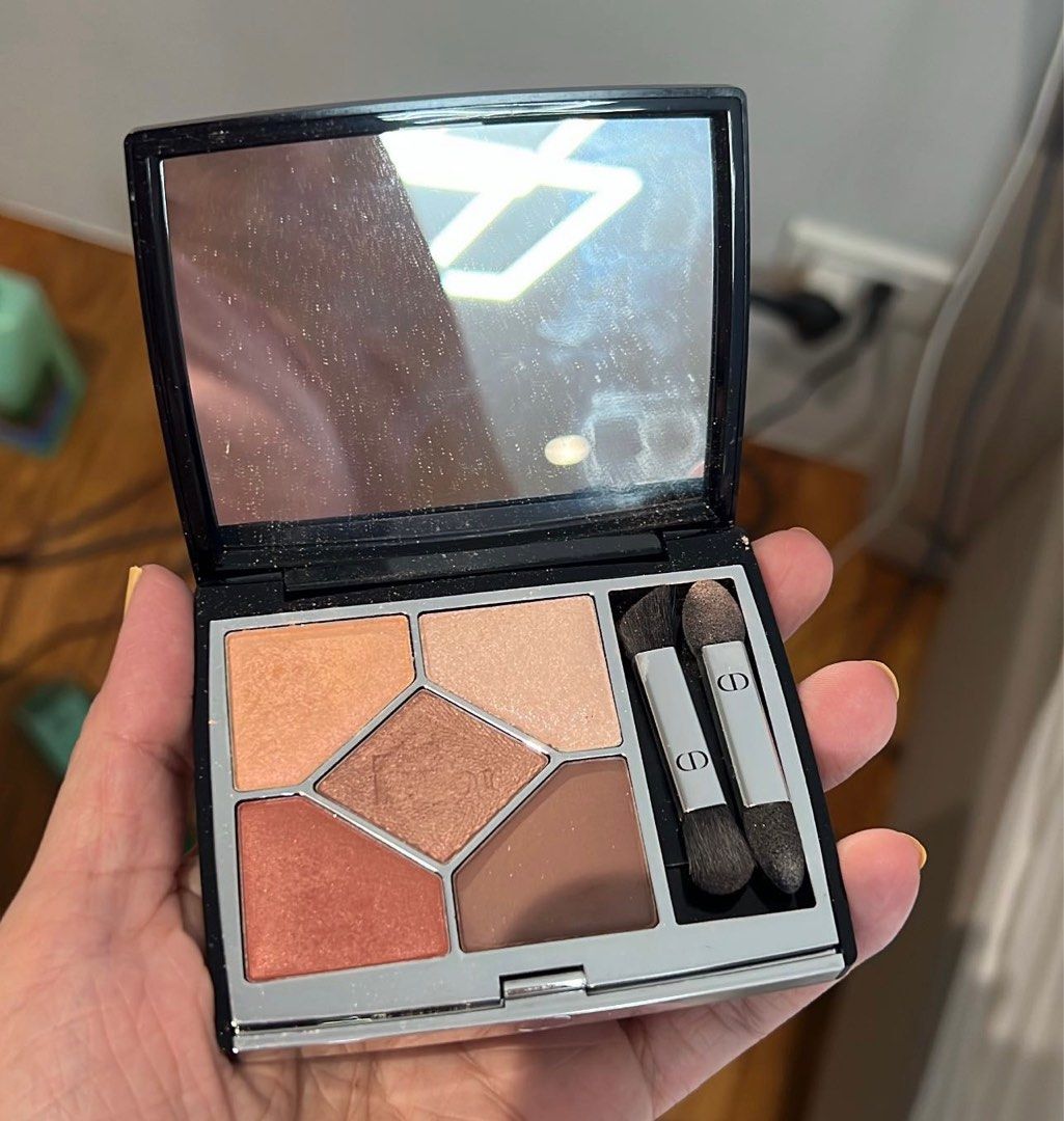 Dior Eyeshadow, Beauty & Personal Care, Face, Makeup on Carousell