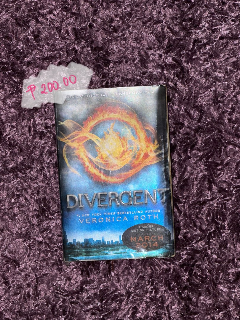Divergent - Veronica Roth, Hobbies & Toys, Books & Magazines, Fiction ...