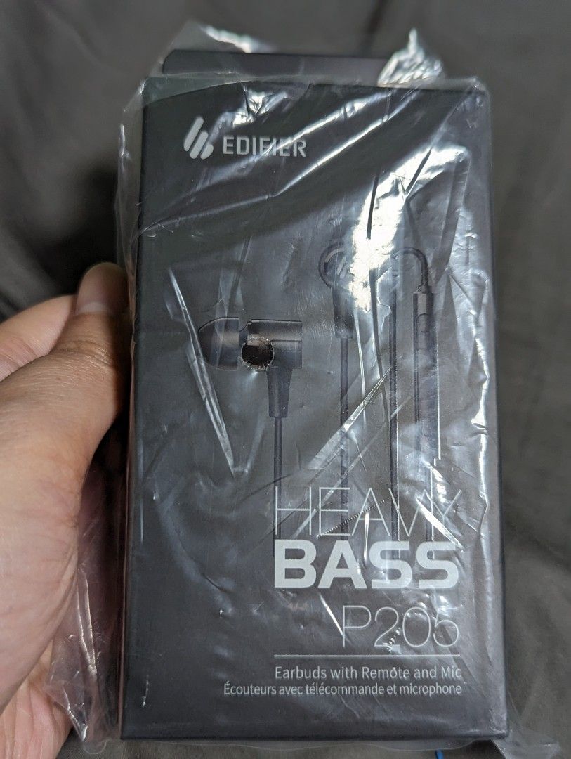 Edifier P205 Heavy Bass, Audio, Earphones on Carousell