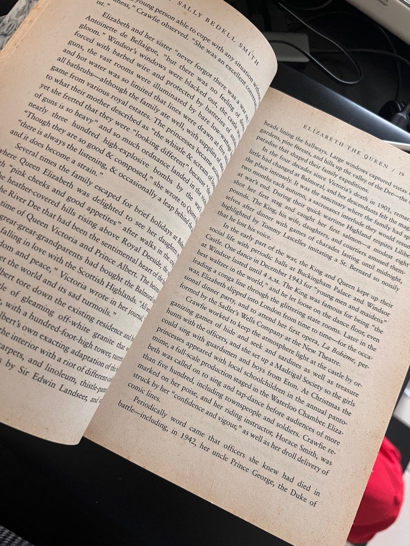 Book Elizabeth the Queen: Inside the Life of a Modern Monarch, Hobbies ...