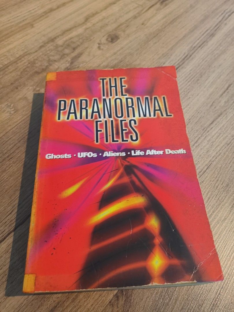 (ENG) THE PARANORMAL FILES, Hobbies & Toys, Books & Magazines ...