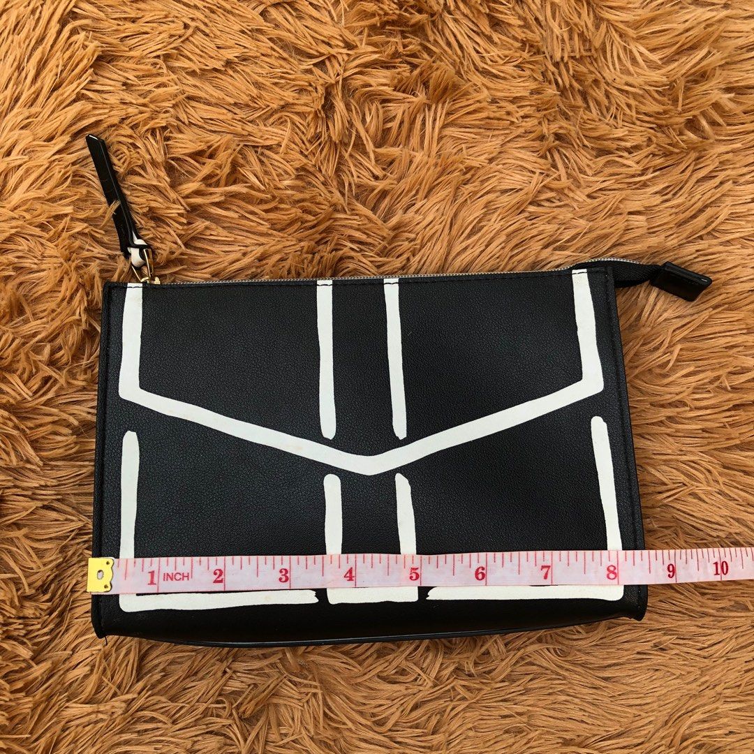 ESTEE LAUDER, Women's Fashion, Bags & Wallets, Purses & Pouches on ...