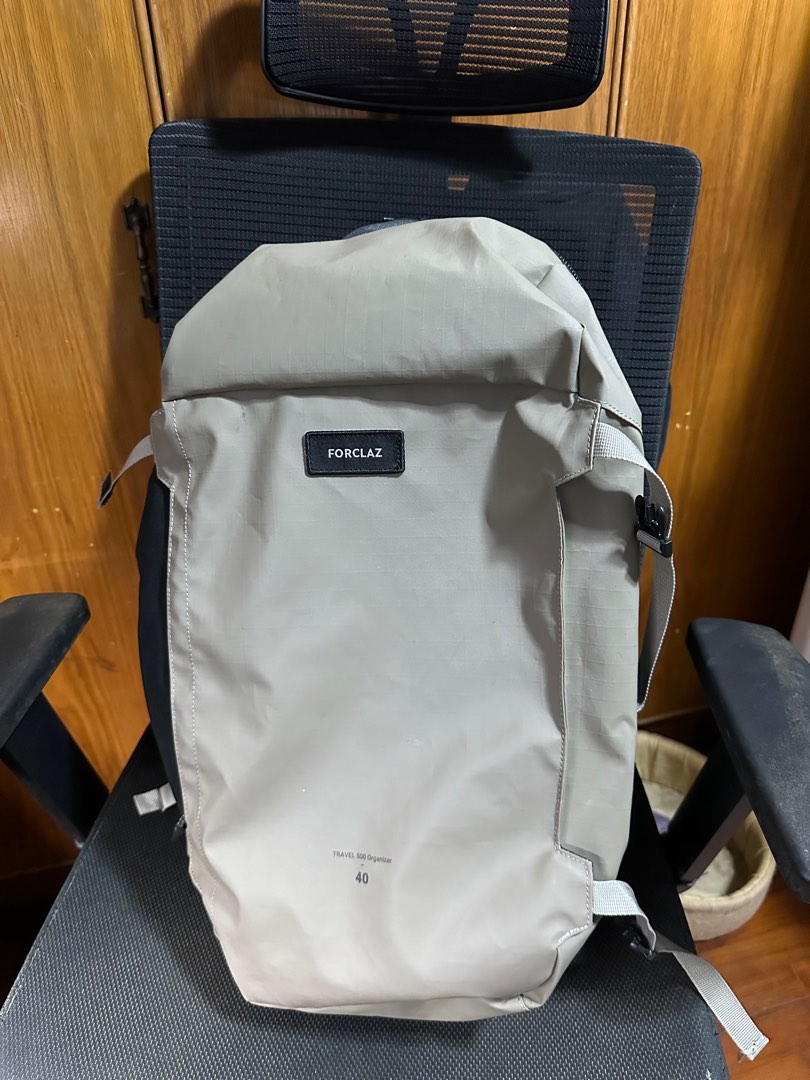 Forclaz 40L Travel 500, Hobbies & Toys, Travel, Travel Essentials ...