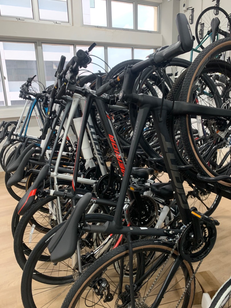 Giant Merida hybrid bike java road bike racing bicycle sava Twitter gravel bike, Sports ...