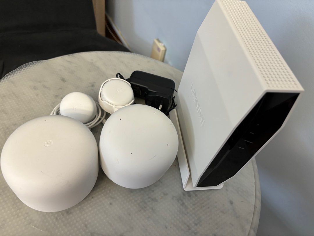 Google Nest WiFi router set + FREE Linksys WiFi router, Computers ...
