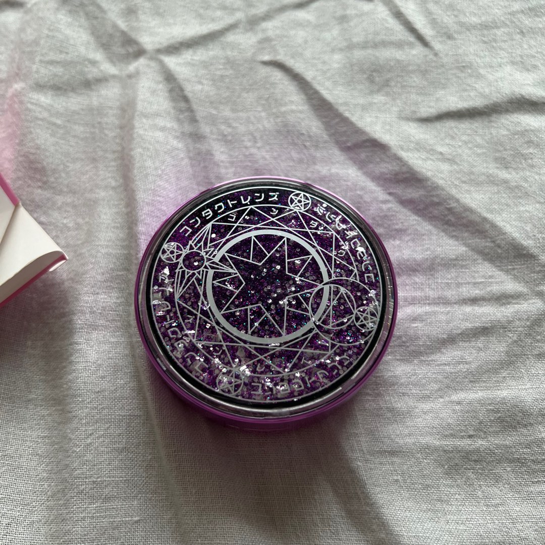Hard contact case, Beauty & Personal Care, Vision Care on Carousell