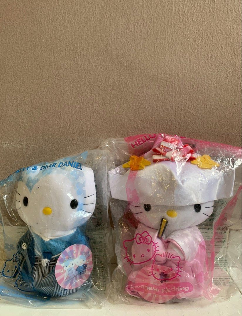 hello kitty dear daniel plush set, Hobbies & Toys, Toys & Games on ...