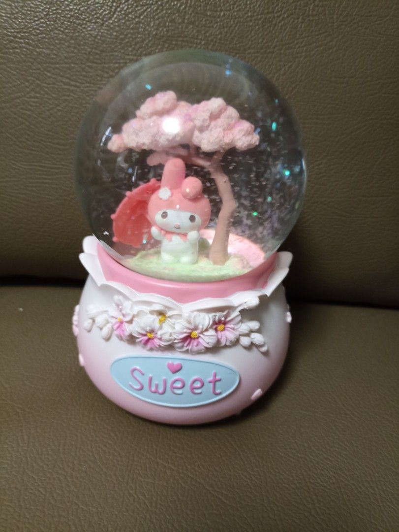 Crystal Ball, Hello Kitty or Melody, Hobbies & Toys, Memorabilia ...