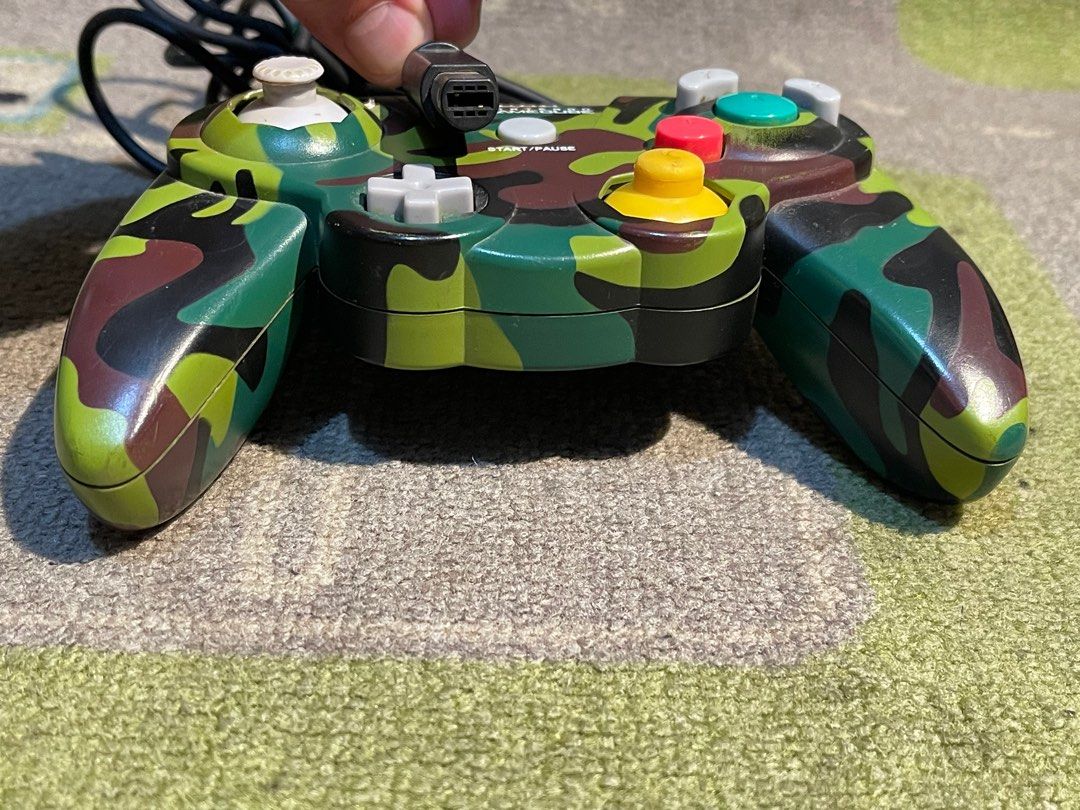 Hori GameCube Controller wired Camouflage Edition Makines pa for game cube, Video Gaming, Gaming ...