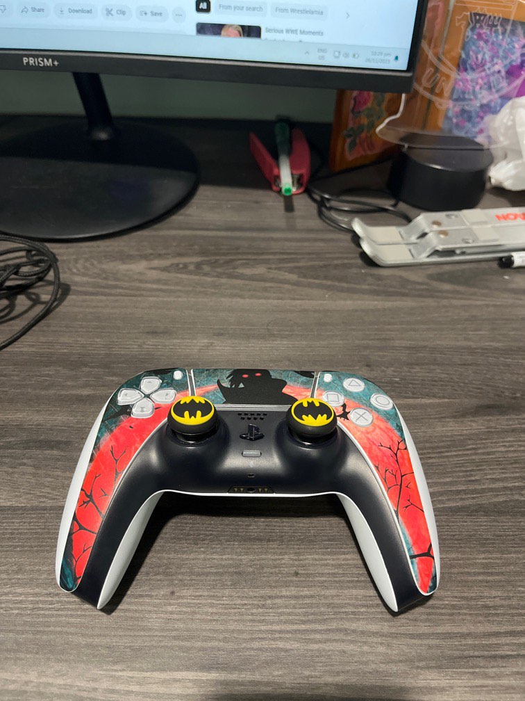 Itachi(Naruto) skin PS5 controllers, Video Gaming, Video Game Consoles ...