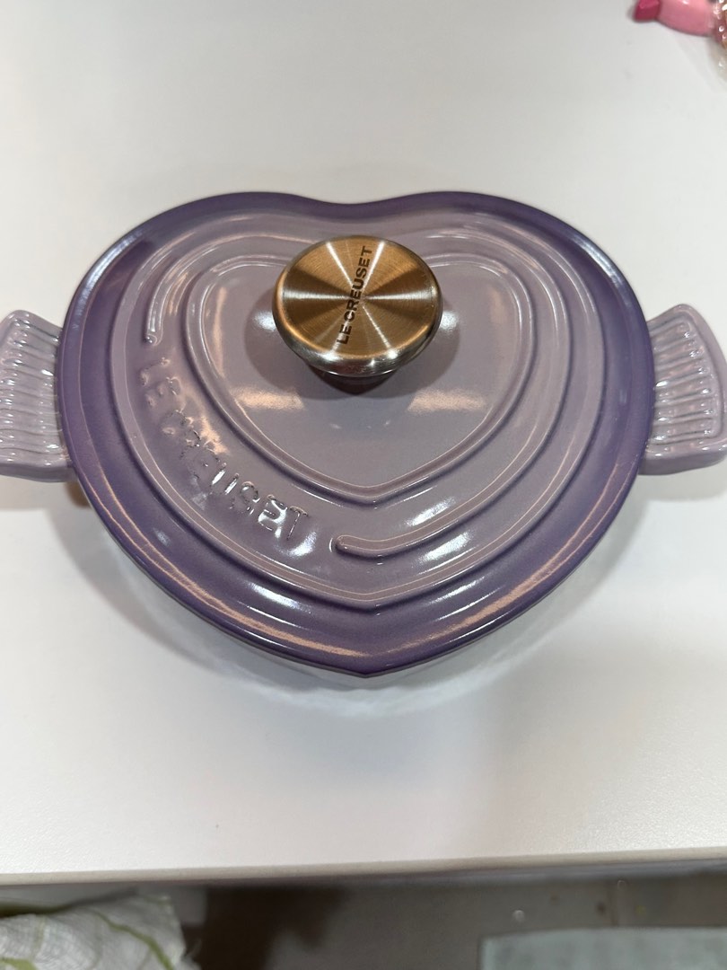 Le Creuset Heart Pot, Furniture & Home Living, Kitchenware & Tableware, Cookware & Accessories ...