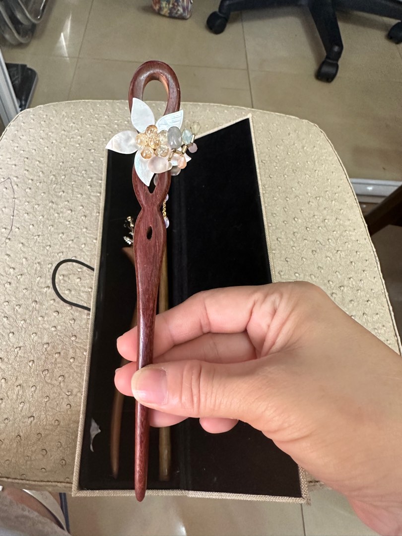 Legit Japanese hair stick (kanzashi), Beauty & Personal Care, Hair on ...