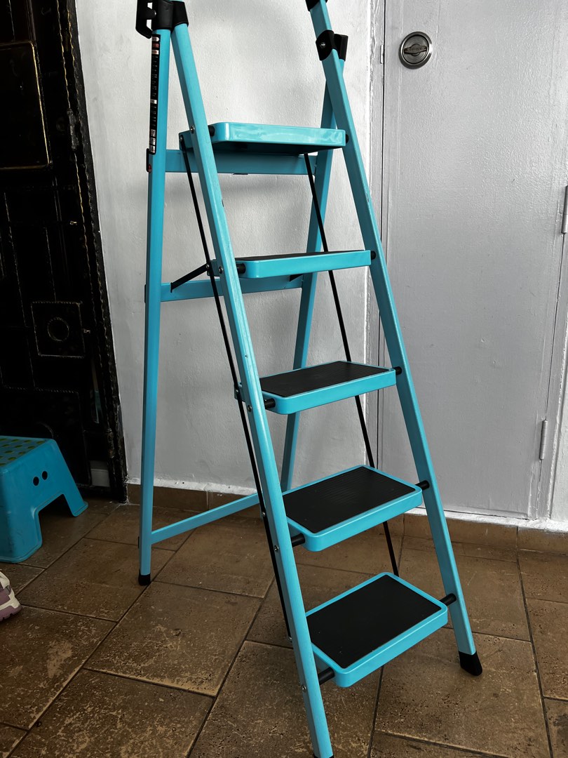 Like New, 5-step Ladder (Jurong East), Furniture & Home Living, Home ...