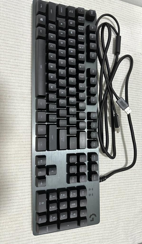 Logitech G413 Mechanical Blacklit Gaming Keyboard (Complementary Spare ...