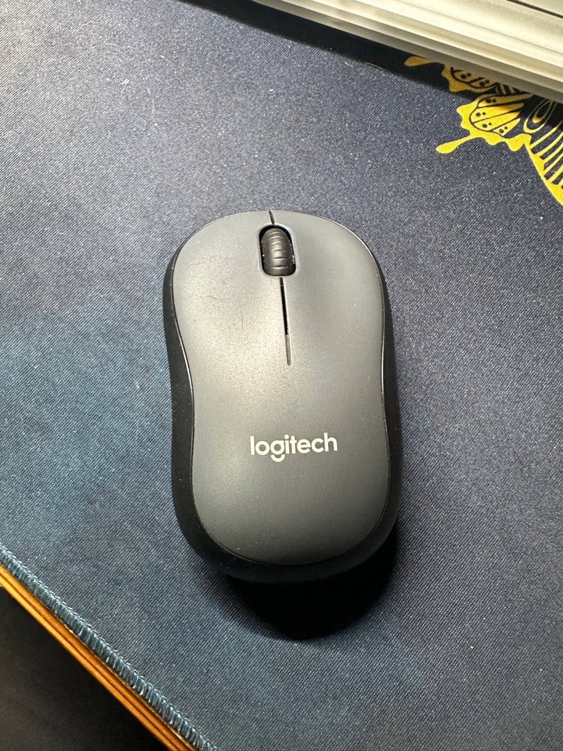 Logitech Wireless Mouse M221 Computers And Tech Parts And Accessories Mouse And Mousepads On Carousell