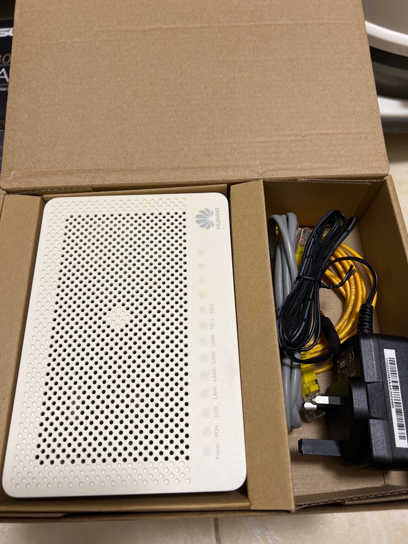 M1 Huawei Modem EchoLife HG8240H5, Computers & Tech, Parts ...