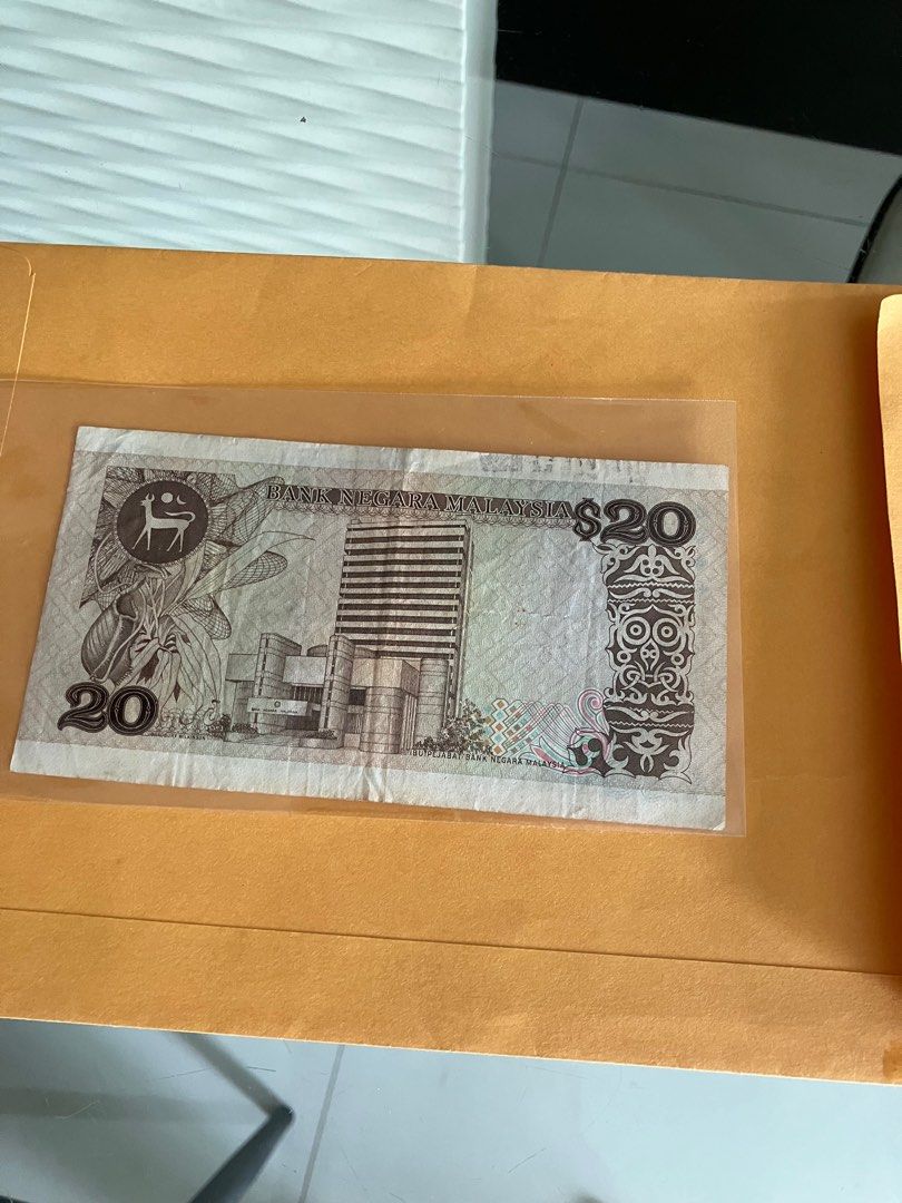 Malaysia ringgit 20, Hobbies & Toys, Memorabilia & Collectibles ...