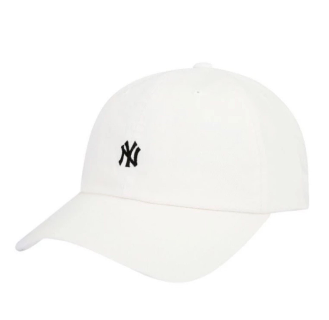MLB Nano logo cap, Fesyen Pria, Aksesoris, Topi di Carousell