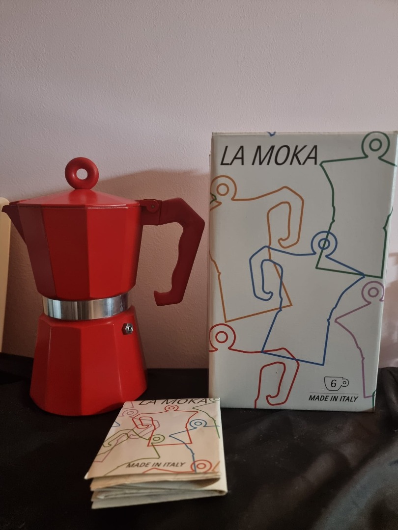 Moka Pot for 6cups, TV & Home Appliances, Kitchen Appliances, Coffee ...