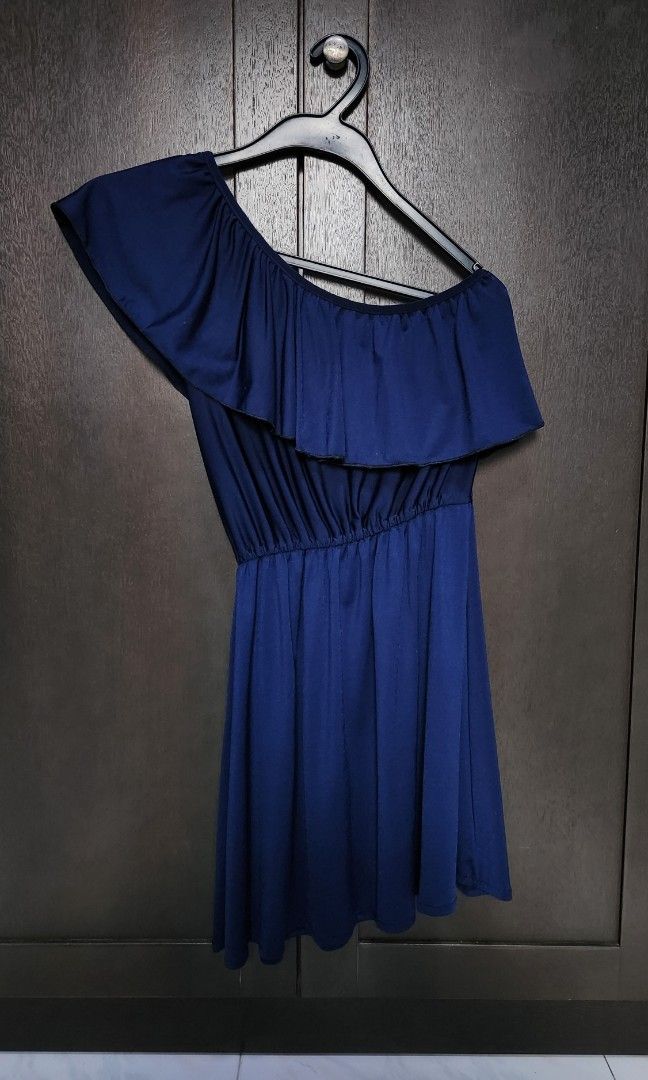 Navy Blue Toga Prom Dress, Women's Fashion, Dresses & Sets, Evening ...