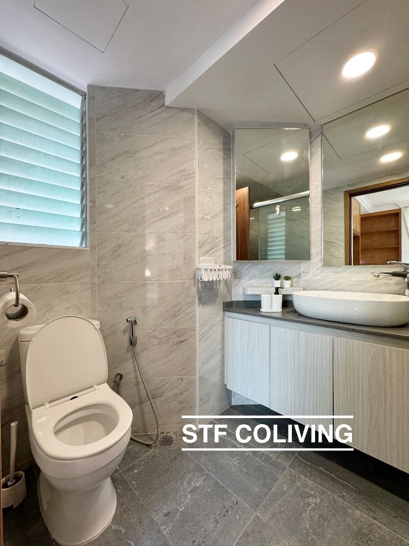 (Near MRT) Room for Rent @ Maysprings near Bukit Panjang MRT/LRT ...