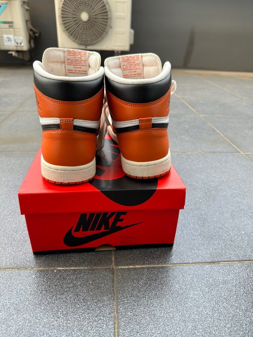 Nike Air Jordan 1 Starfish Repaint Reverse SBB, Fesyen Pria, Sepatu ...