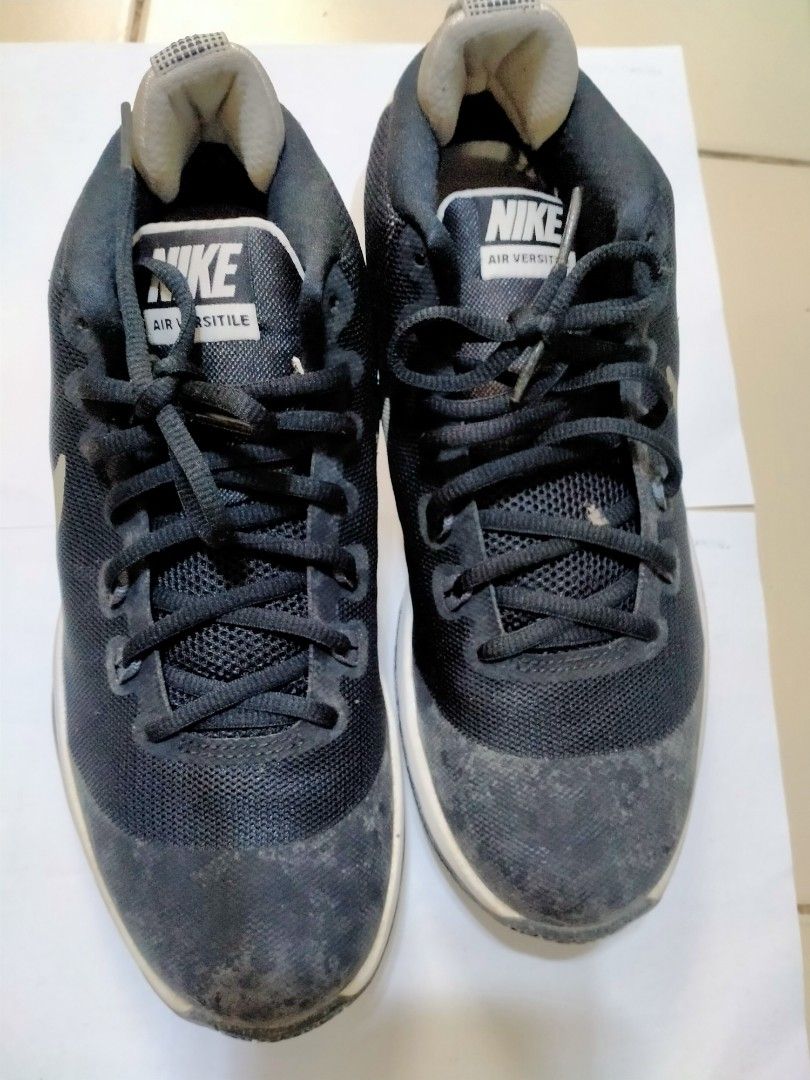 Nike Air Versitile, Men's Fashion, Footwear, Sneakers on Carousell