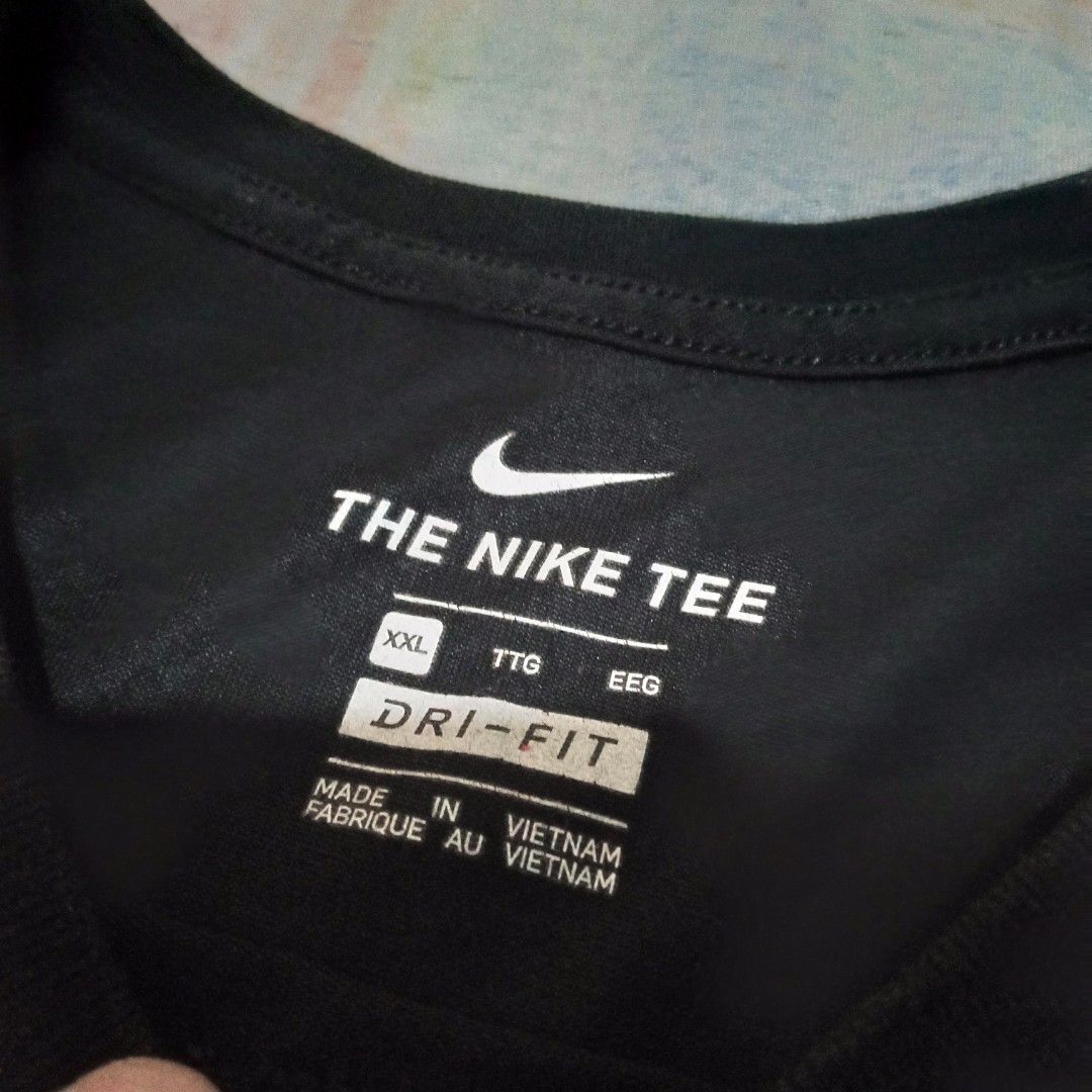 Nike "Who you callin' chicken legs?", Men's Fashion, Tops & Sets ...