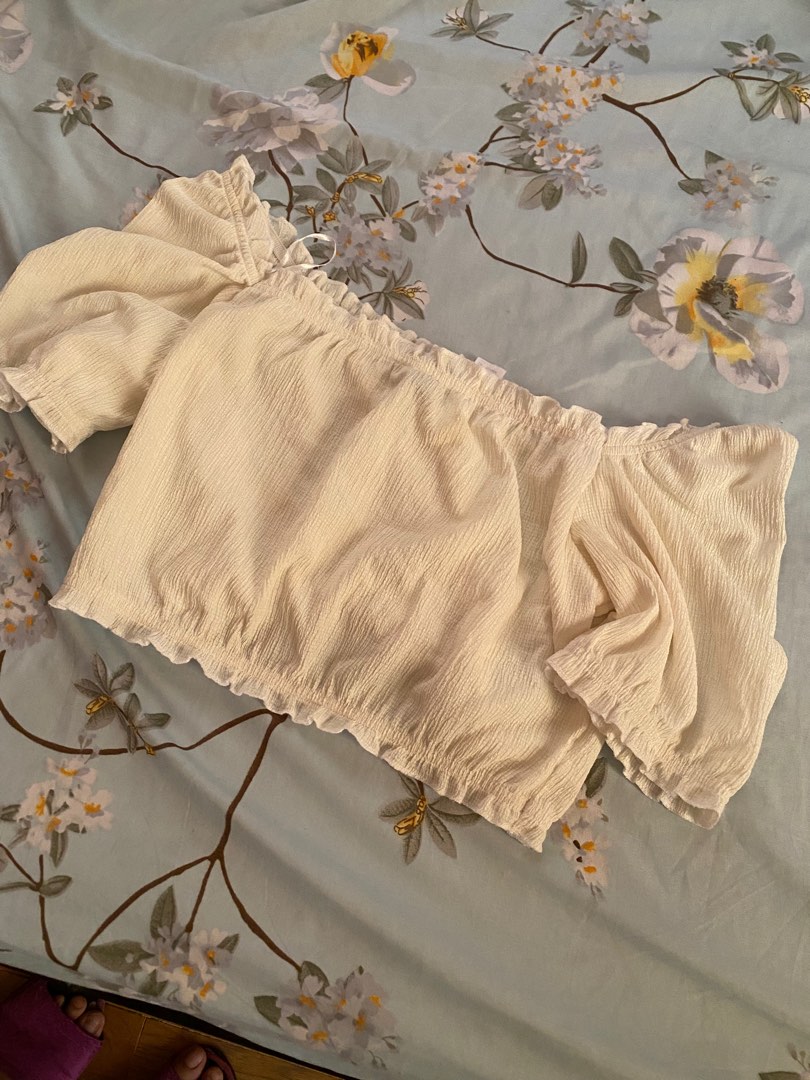Off shoulder dainty top, Women's Fashion, Tops, Blouses on Carousell