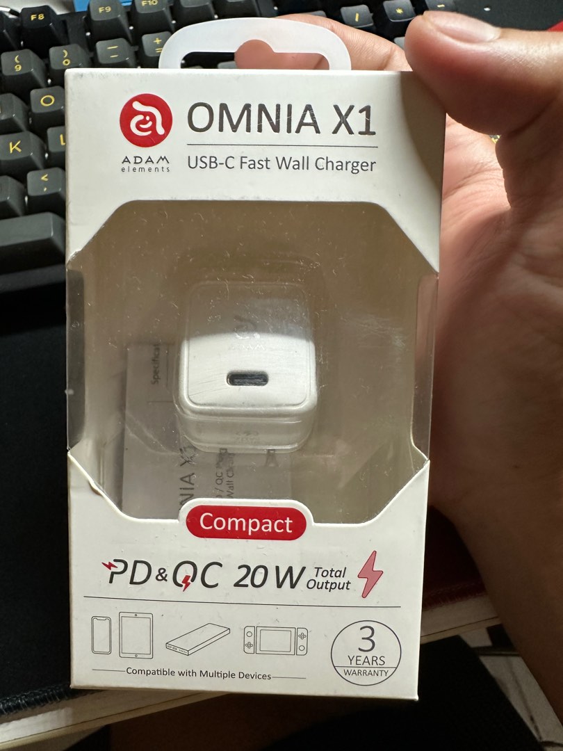 Omnia X1 USB C wall charger, Computers & Tech, Parts & Accessories, Cables & Adaptors on Carousell