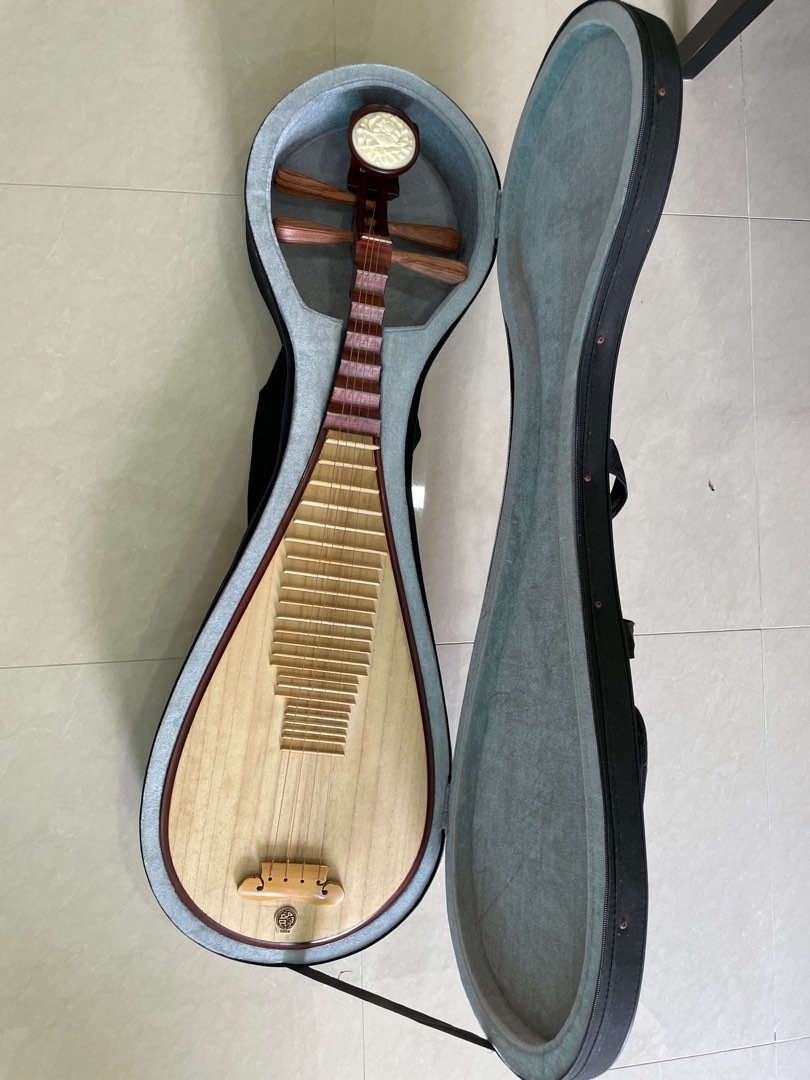 Pipa, Hobbies & Toys, Music & Media, Musical Instruments on Carousell